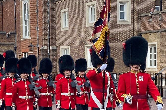 4 hour London Private Tour, with your own Black Cab Tour Guide - A Closer Look at the 4-Hour London Private Tour