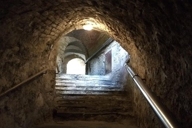 4-Hour Private Alpine Hiking Tour 'In the footsteps of king Lionheart' - The Itinerary and What You Can Expect