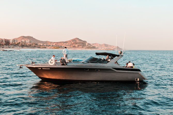 4-hour Private Yacht Cruise in Cabo - FAQs