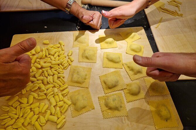 4 Hour Traditional Italian cooking Experience - Key Points  