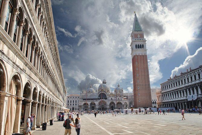 4-Hour Venice guided walking tour with Doge's Palace & St Mark's Basilica - Authentic Experiences from Fellow Travelers