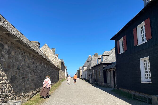 4 Hours Fortress of Louisbourg Tour - FAQ