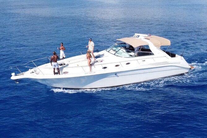 4 hours - Private 48ft Yacht all inclusive in Tulum and Playa del Carmen - FAQ