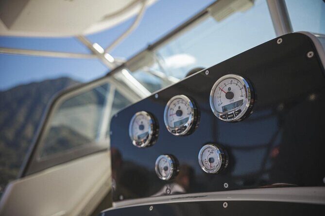 4 Hours Private Boat Cruise on Lake Como with Open Bar - Who Should Consider This Experience?