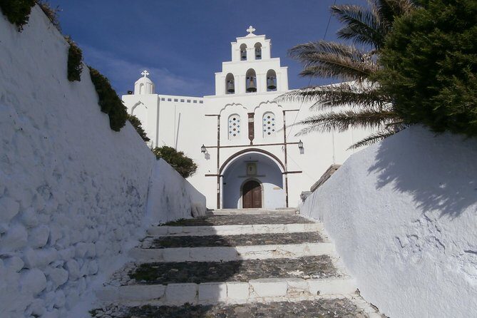 4 Hours Tailor Made Tour in Santorini - FAQs