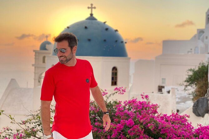 4 hrs PRIVATE island tour and photos, Oia and Blue domes - What You Can Expect from the Experience