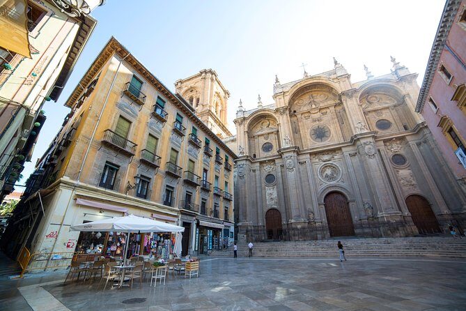 4 neighborhoods 4 cultures. Half day private tour in Granada - Frequently Asked Questions (FAQs)