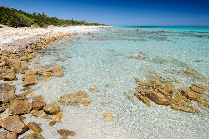 4 × 4 excursion to the beaches of Biderosa and Capo Comino - Key Points