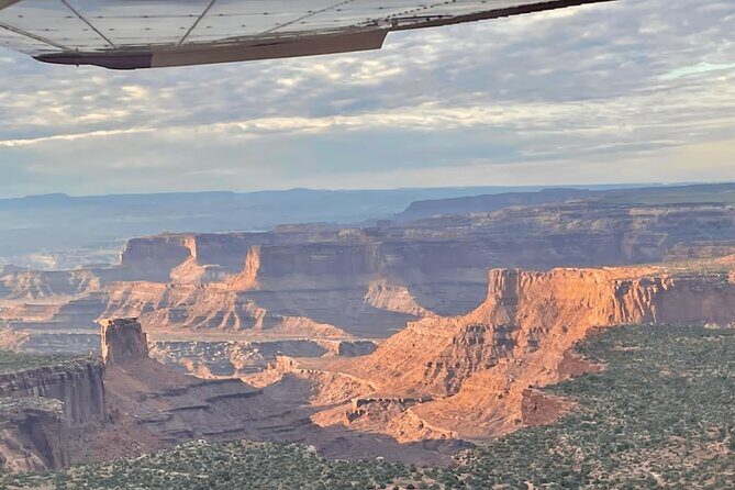 45-minute Family Special Tour of Moab Backcountry by Plane - An In-Depth Look at the Moab Plane Tour Experience