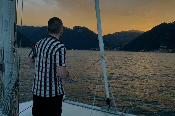 4h Catamaran Tour on Lake Como - Como Boat Rent & Cruise - The Experience and the Guides