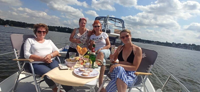 4h Harbor and Castle Sightseeing Cruise, our most booked! - The Sum Up  