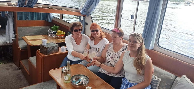 4h Harbor and Castle Sightseeing Cruise, our most booked! - FAQ  