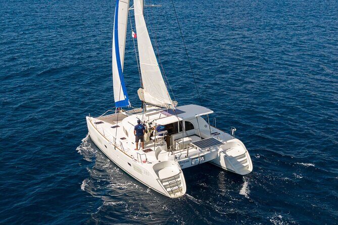 4H Private 38'Catamaran All-Inclusive in Tulum & Playa del Carmen - The Sum Up