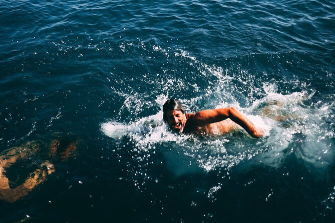 4h Private Boat Tour - Sailing, Swimming and Sunbathing - Key Points