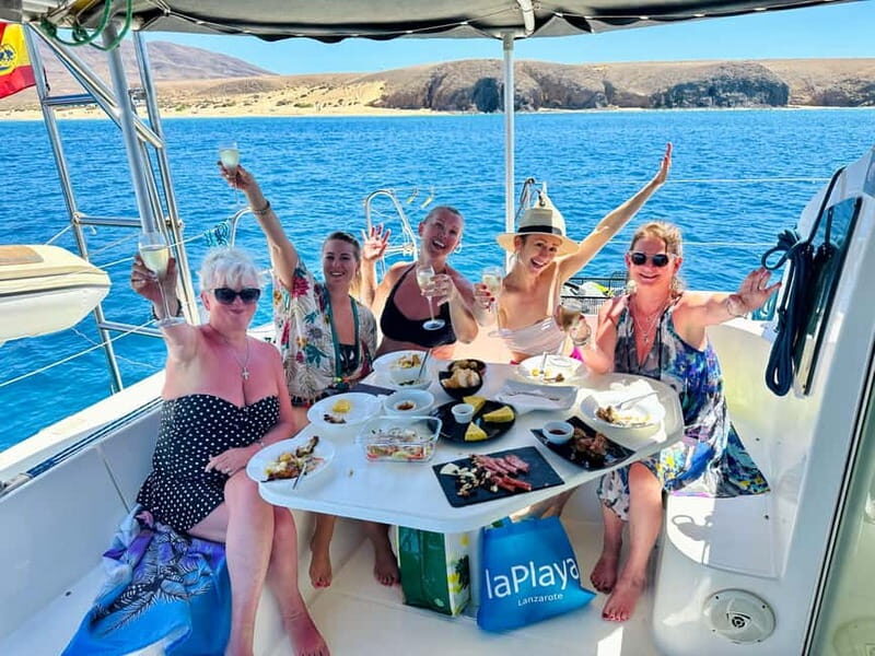 4h Shared Catamaran sailing to Papagayo Beaches (12pers max) - FAQs