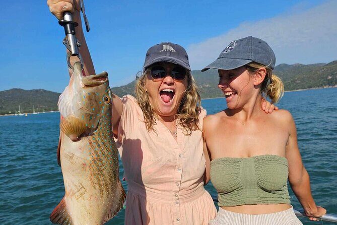 4H Snorkeling and Fishing Cruise on Magnetic Island - FAQ