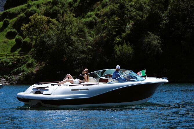 4hr Lake Boat Tour Como-Balbianello-Bellagio-Varenna-Menaggio - Key Points