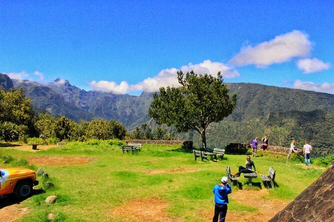 4x4 Full-Day Tour to Explore Portugal's Scents and Flavors - Who Will Love This Experience?