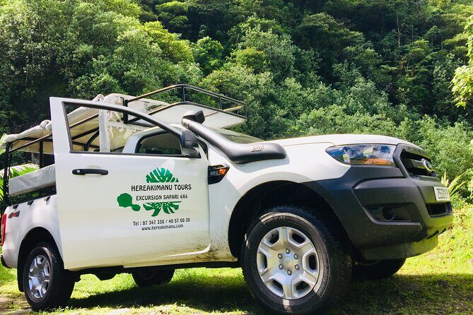 4x4 Safari HEREAKIMANU Tour in the Heart of Tahiti - The Mountain Tunnel and Vaihiria Lake
