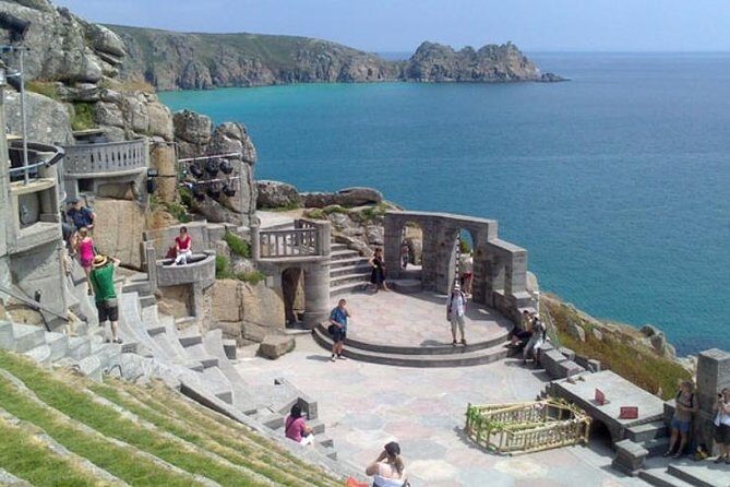 5-Day Devon and Cornwall Small-Group Tour from London - Day 4: St. Michaels Mount, Minack Theatre, and St Ives