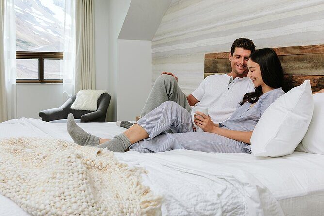 5 Day Rockies Mountains and Glaciers Tour, Icefield Parkway Hotel - What Makes This Tour Stand Out?