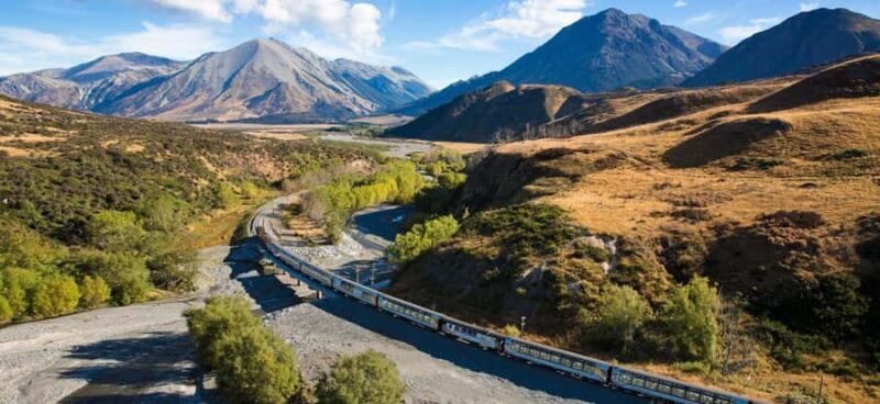 5 Day South Island NZ Tour from Dunedin to Christchurch - Queenstown: Adventure and Charm
