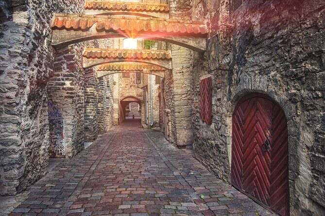 5 Hour Cruise-Friendly Tallinn Tour from Cruise Port - FAQ