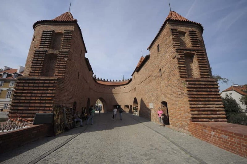 5-hour: Royal Castle, Old Town, Wilanow Palace /inc.Pick-up/ - Key Points