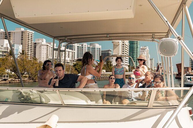 50ft 1 Hour FREE | Miami Yacht Rental | 2 to 6 Hours | 13 People - An In-Depth Look at the Miami Yacht Experience