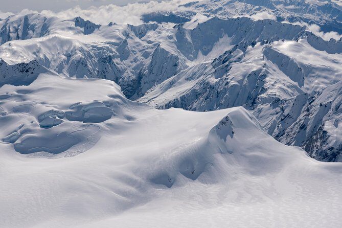 55 minute Grand Circle Ski Plane - The Impact of the Glacial Landings