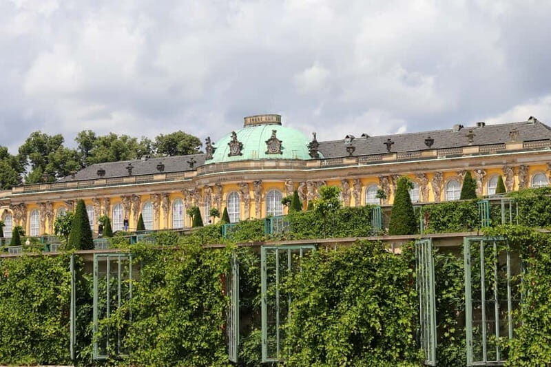 5h Potsdam private tour with Guide, Chauffeur & Photographer - The Sum Up