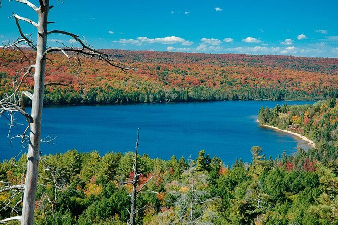 6-Day Small Group Tour:Toronto,Montreal,Niagara&Ontario Lakes