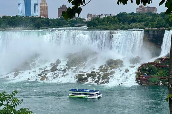 6 Day Toronto Montreal Quebec Niagara Falls Small Group Tour - Introduction