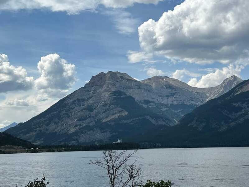 6-Hour Private City Tour Drive to Calgary Tower - FAQs