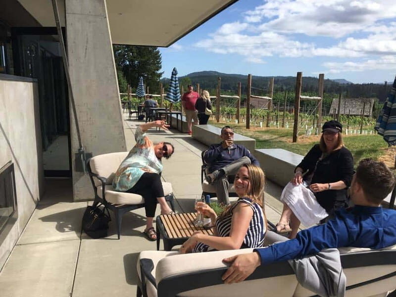 6-Hour Victoria to Cowichan Wine Tour - An In-Depth Look at the Victoria to Cowichan Wine Tour