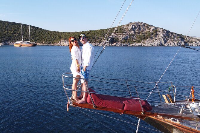 6 Hours Private Charter Boat Tour with Lunch in Bodrum - Setting the Scene: What to Expect
