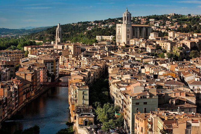 6 hours private tour of Girona: GAME OF THRONES from Barcelona with pick up - Key Points
