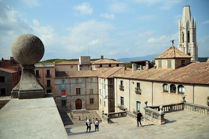 6 hours private tour of Girona: GAME OF THRONES from Barcelona with pick up - The Sum Up