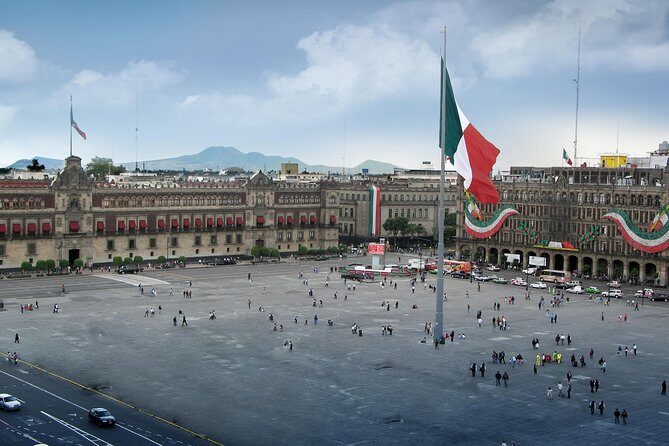 6-Night Best of Central Mexico Tour: Teotihuacan Pyramids, Taxco, Cuernavaca and Puebla from Mexico City - Key Points