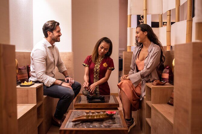 60 min Couple's Massage to Choose and 30 min Floral Bath THAI MASSAGE ALURA - Detailed Breakdown of the Itinerary