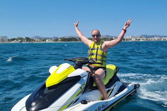 60 minutes Jetski Rental in Alcudia Bay - What Does the 1-Hour Jetski Tour Include?