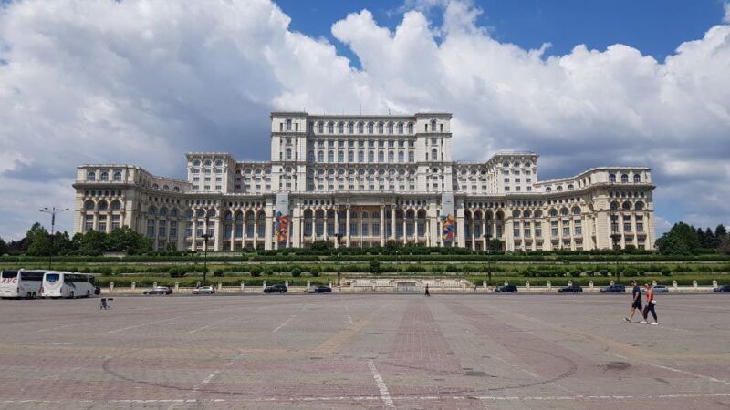 6h Communism Tour in Bucharest with Ceausescu Mansion - Key Points
