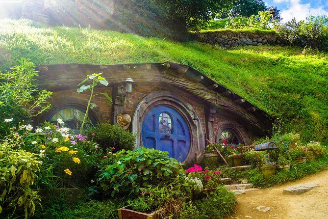 6hr Hobbiton Movie Set Tour - Departs Tauranga - The Full Experience: What to Expect from Start to Finish
