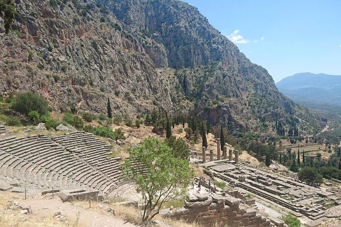 7-Day Grand Tour: Olympia, Delphi, Meteora, Thessaloniki - The Guides and Group Experience