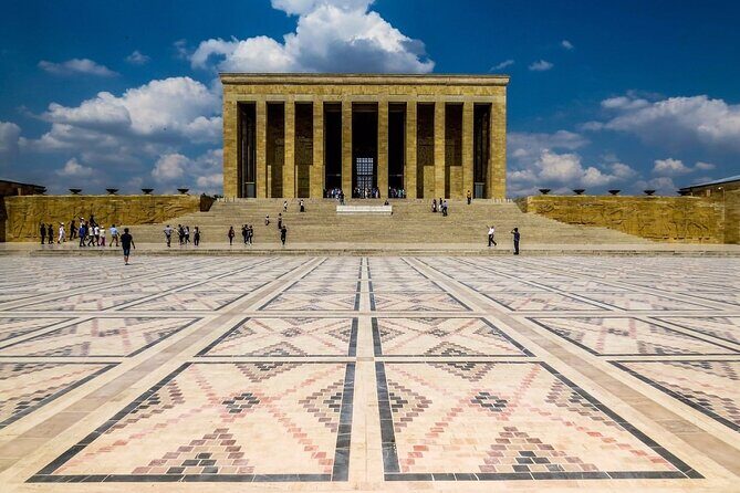 7-Day Turkey Tour from Istanbul: Cappadocia,P.kale, Ephesus, Troy, Gallipoli - Transportation and Group Experience