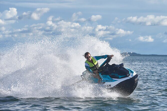 75-minute Die Another Day Jet Skiing in Darwin - Analyzing the Cost & Value