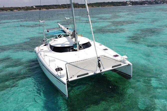 7hrs / 46ft Catamaran Private Charter From Cancun to Isla Mujeres - The Allure of a Private Catamaran from Cancun to Isla Mujeres  
