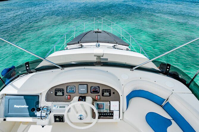 8-Hour Private 50' Azimut 2-Stop Tour to Cozumel Beach w/Food, Drinks & Snorkel - Lunch and Refreshments