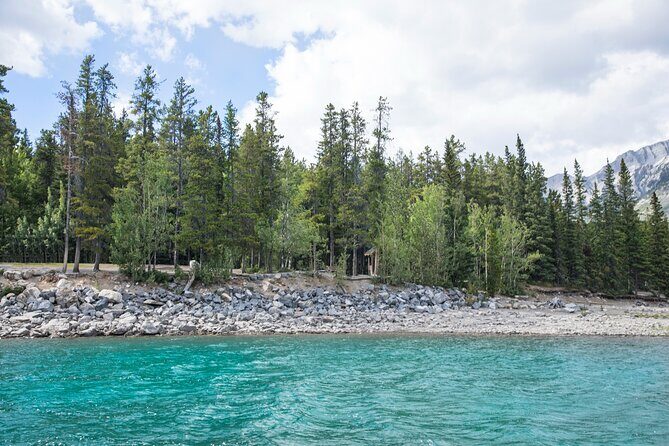 8 Hour Private Tour in Lake Louise, Banff and Moraine Lake - Who Should Consider This Tour?