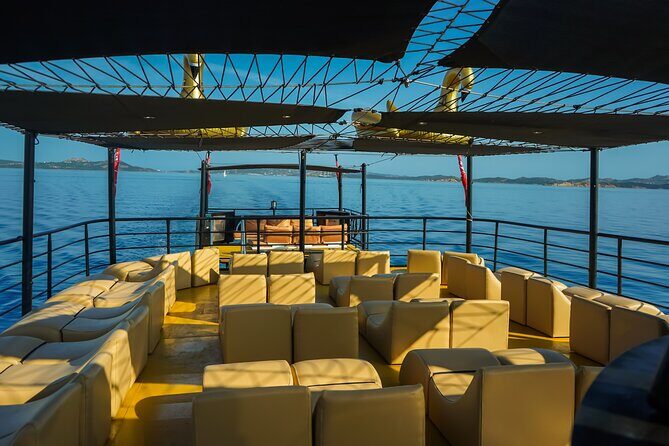 8-hour tour of the La Maddalena Archipelago Ponte VIP - Group Size, Timing, and Overall Vibe